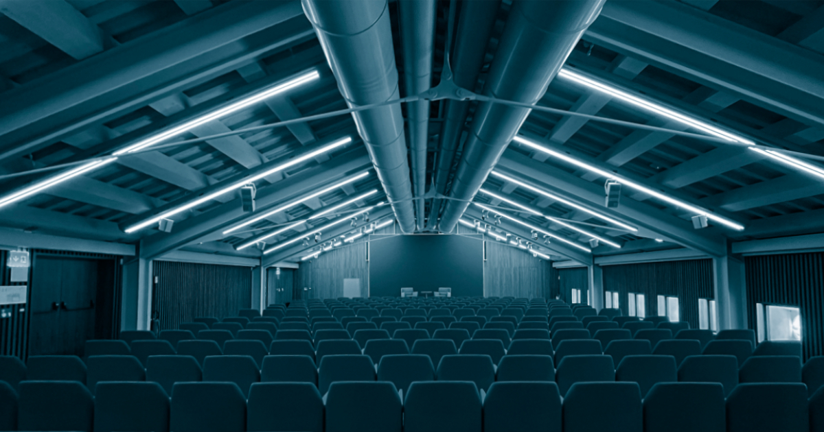 Cavea Acustica Multimedia E Polivalenza In Una Sola Parola